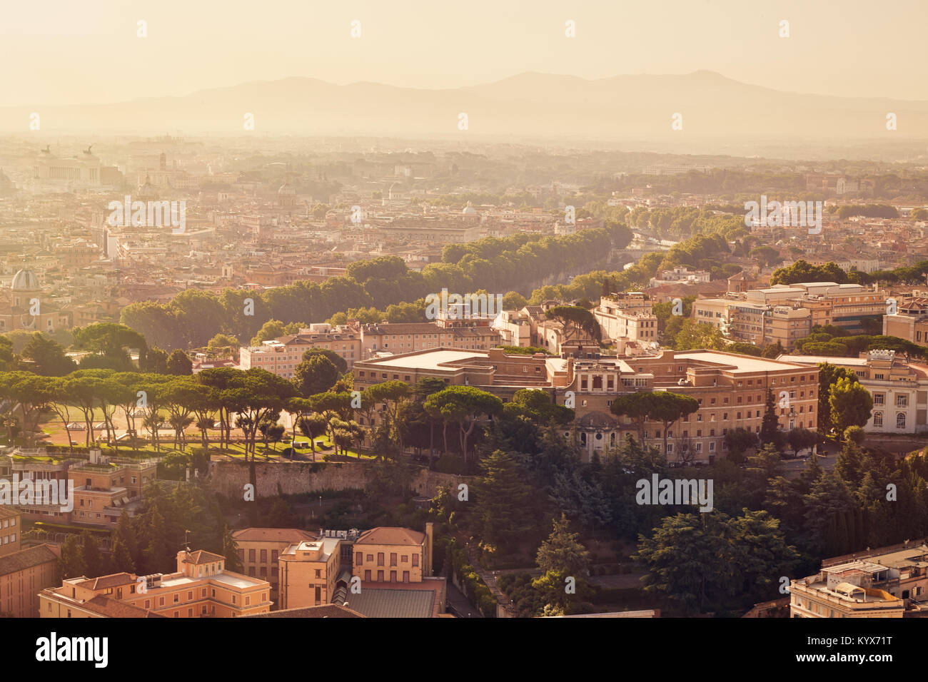 Panorama mountains in background hi-res stock photography and images ...
