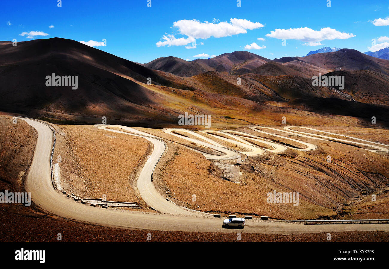 Tingri county hi-res stock photography and images - Alamy