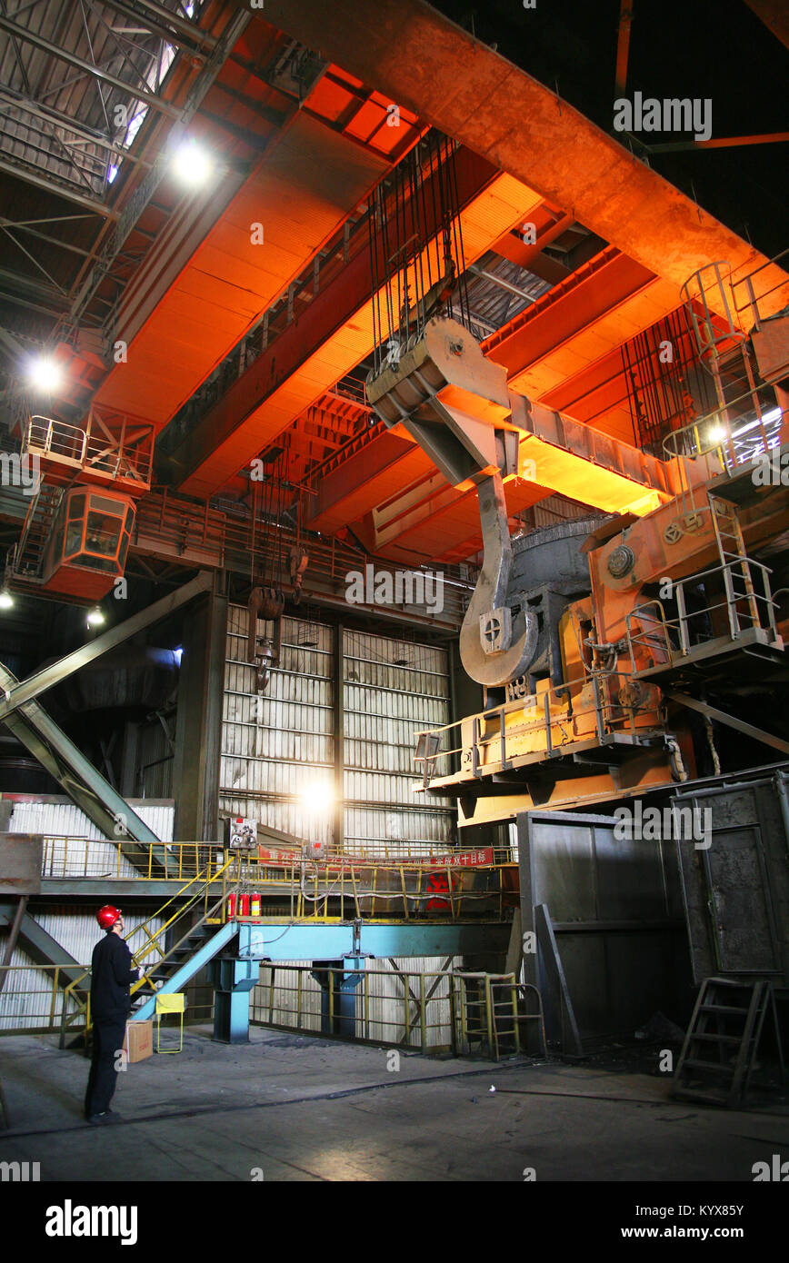 Metal industry steel mill manufacturing machinery manual worker hi-res ...