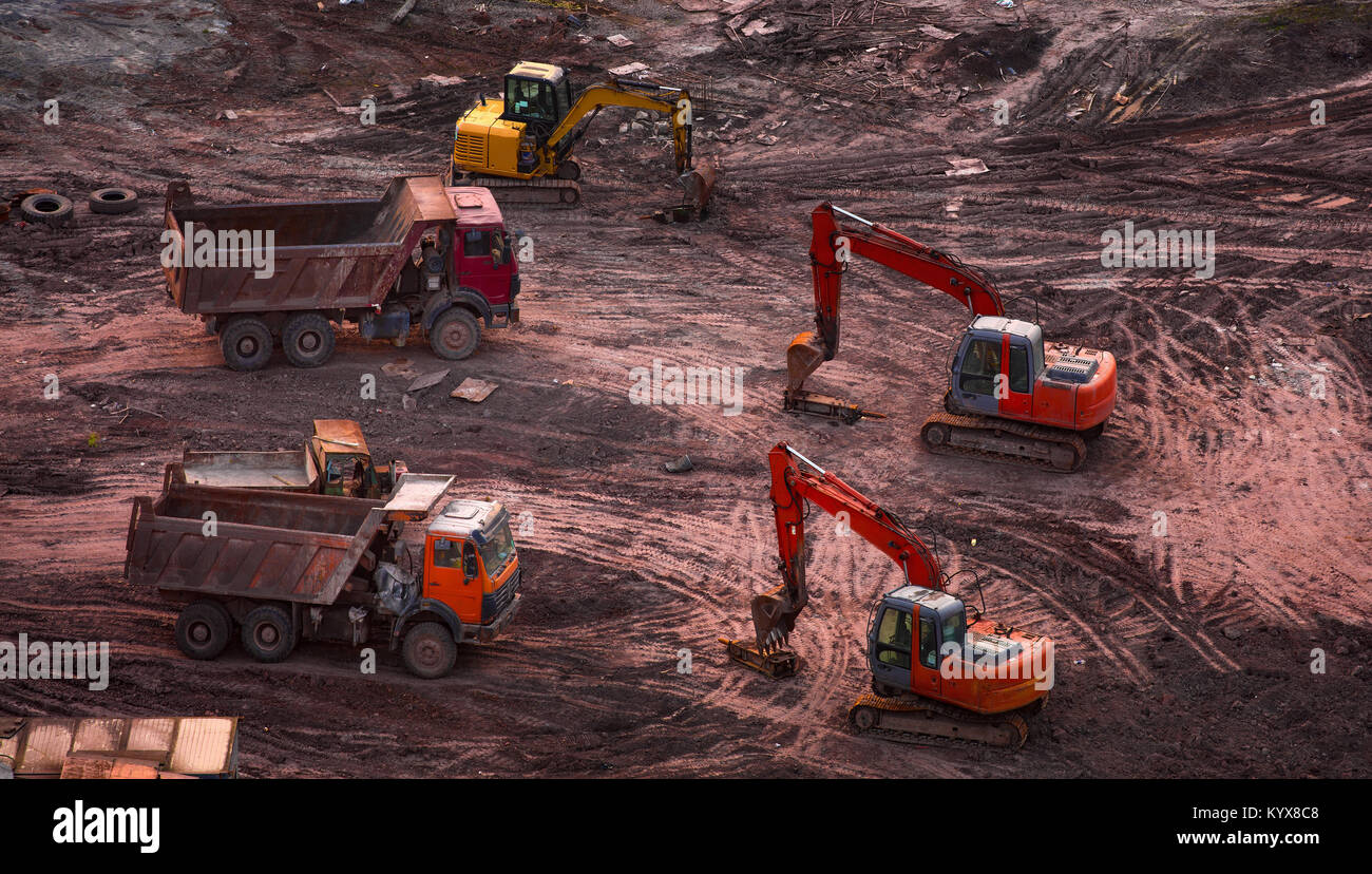 Damaged construction vehicle hi-res stock photography and images - Alamy