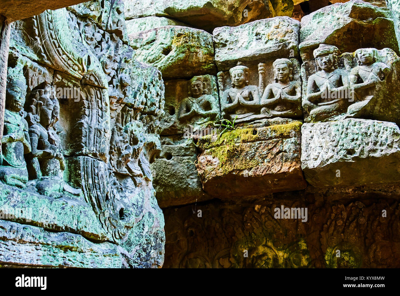 Historic building in Angkor wat Thom Cambodia Stock Photo - Alamy