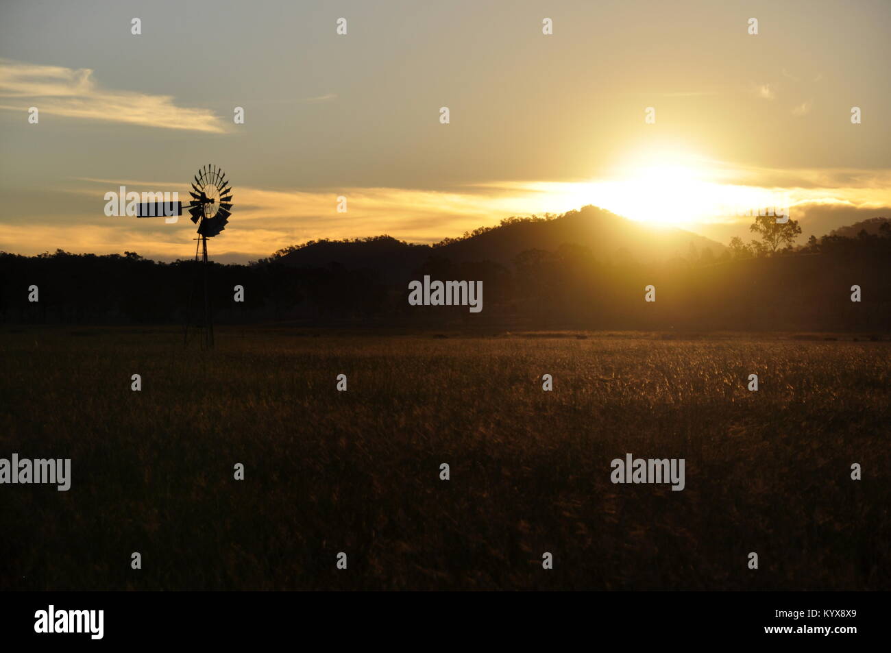 Australian landscape sunset hi-res stock photography and images - Alamy