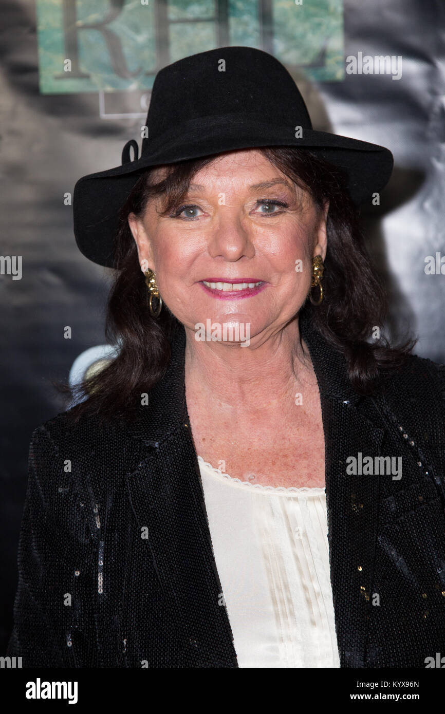 Dawn wells red carpet event hi-res stock photography and images - Alamy
