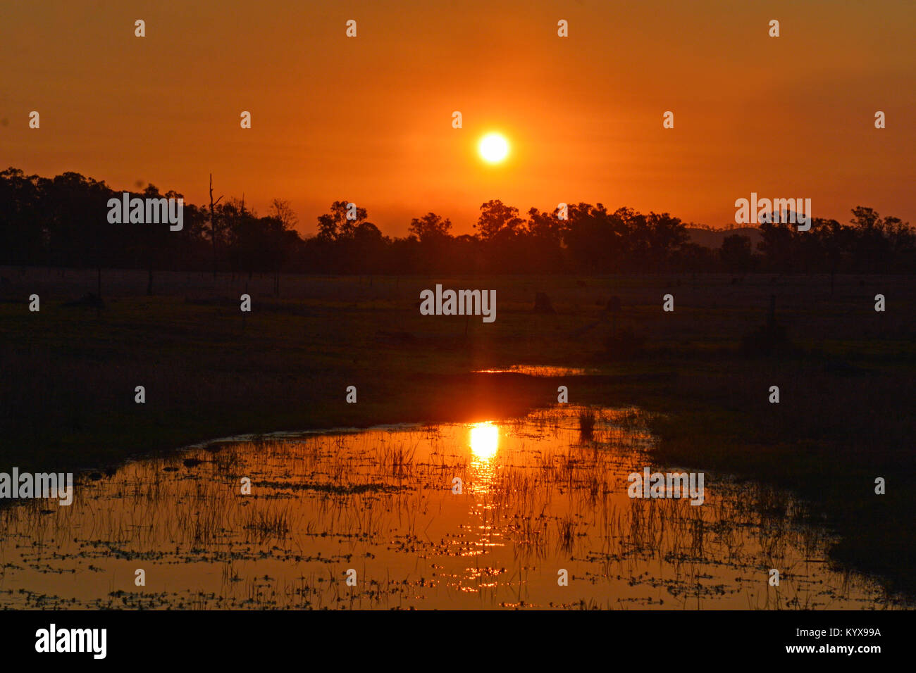 AUSTRALIAN OUTBACK SUNSET Stock Photo - Alamy