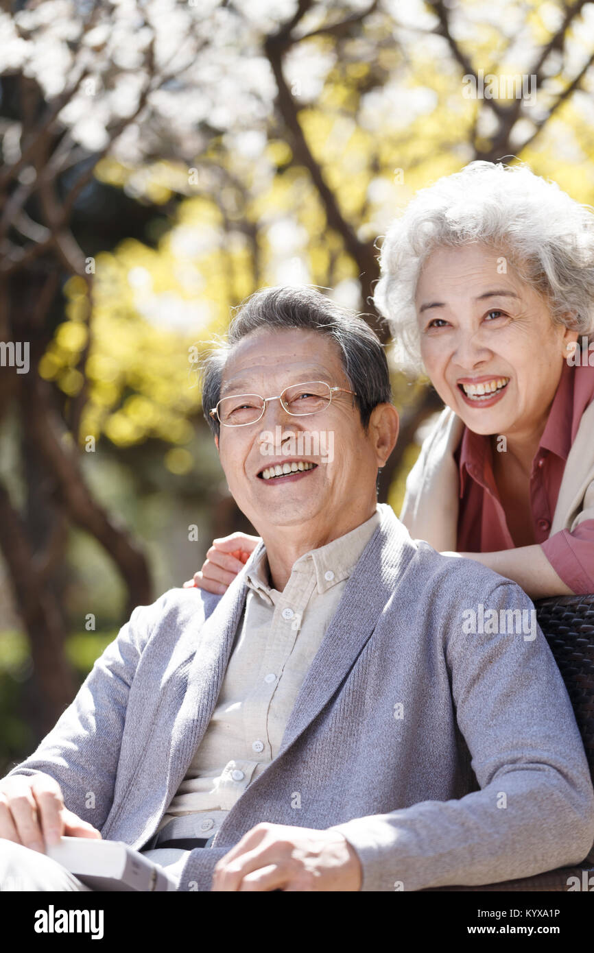 Vertical close up happy senior hi-res stock photography and images - Alamy