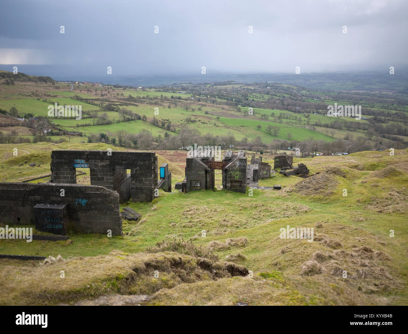 Dhustone quarry hi-res stock photography and images - Alamy