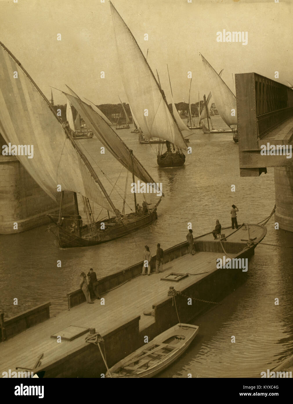 Great cairo bridge opened hi-res stock photography and images - Alamy