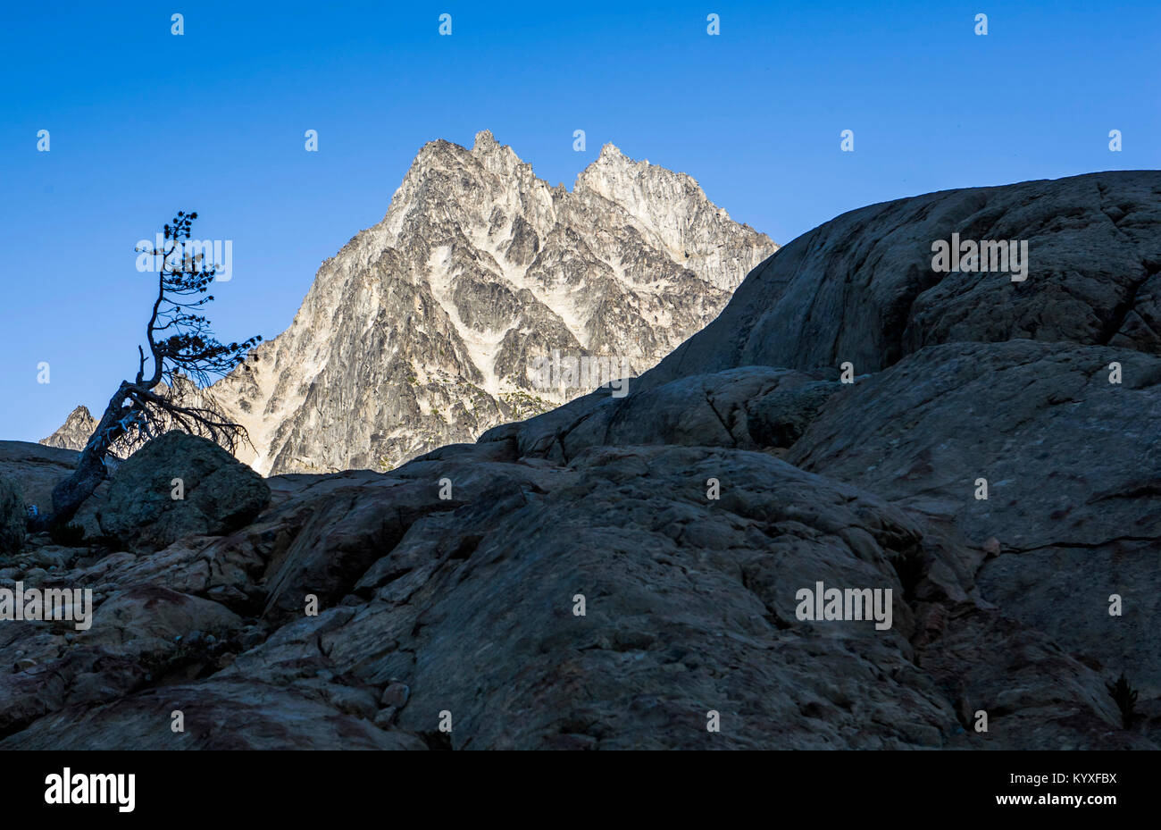 Mount Stuart as seen from near Ingalls Lake, Washington Cascades, USA ...