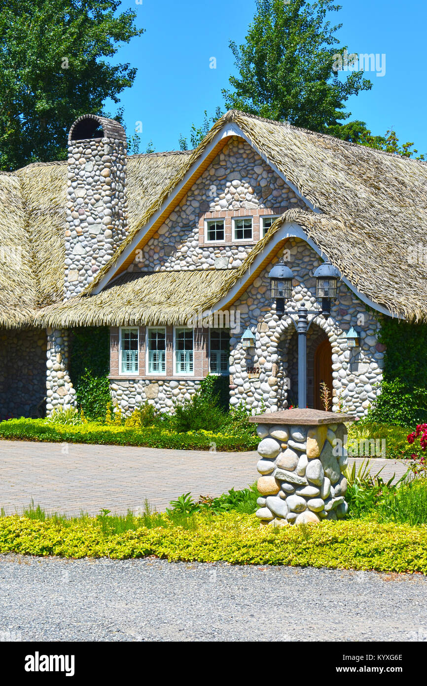 Unique stone walls hi-res stock photography and images - Alamy