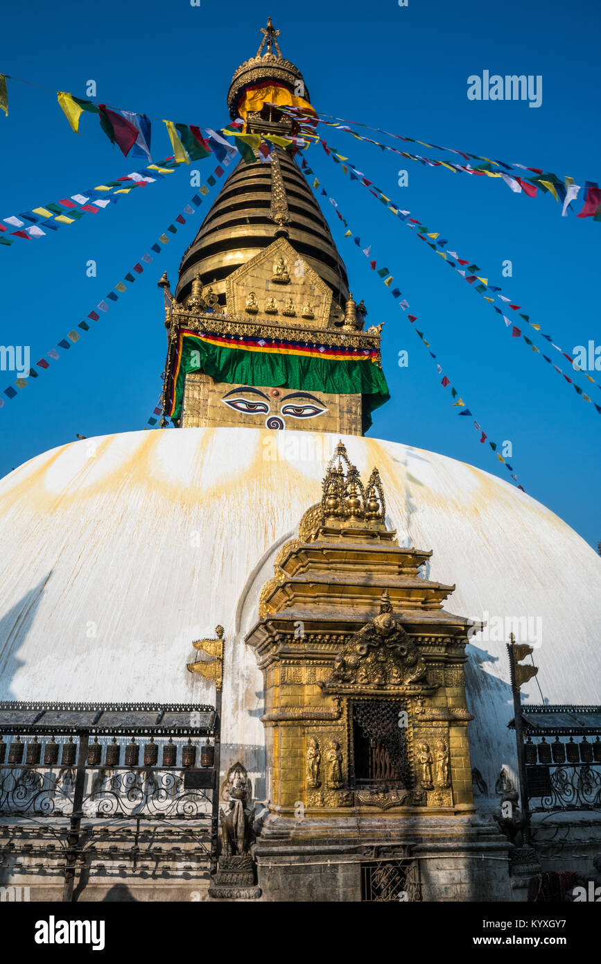 Swoyambhu Stupa (Monkey temple), Kathmandu, Nepal, Asia Stock Photo - Alamy