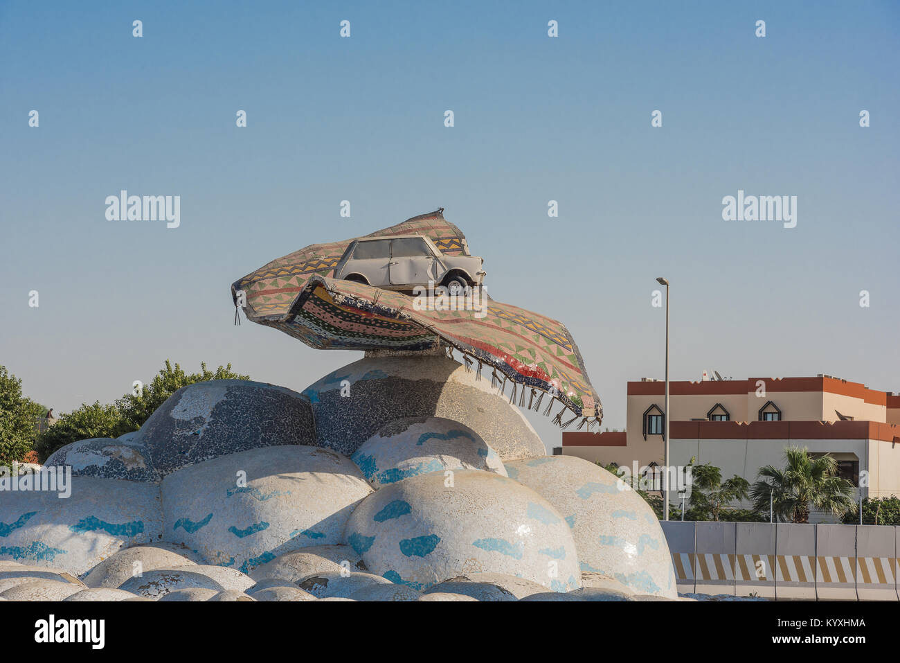 Saudi arabia jeddah roundabout and art hi-res stock photography and ...