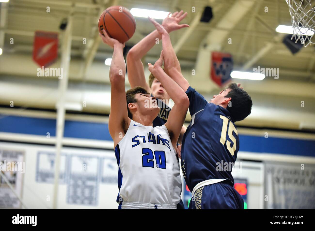 Shooting at one another hi-res stock photography and images - Alamy