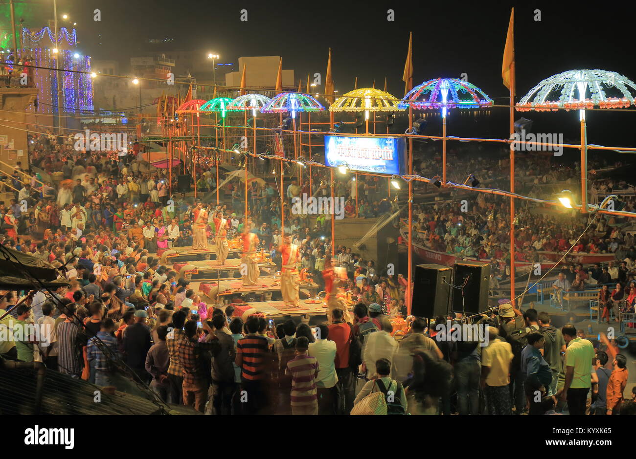 Crowd of people at dashashwamedh ghat hi-res stock photography and ...