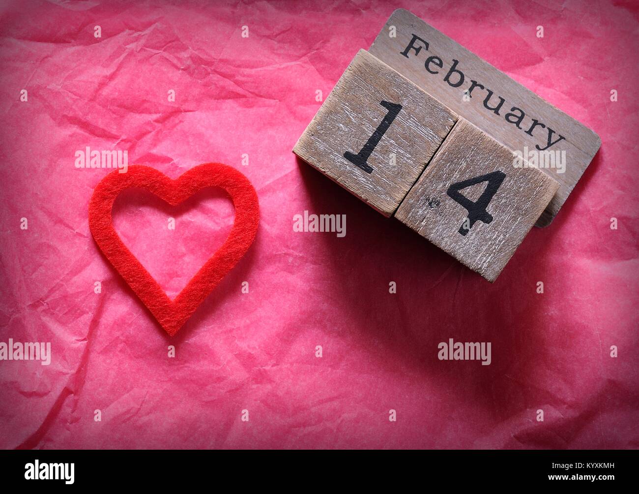Calendar day paper vintage hi-res stock photography and images - Alamy
