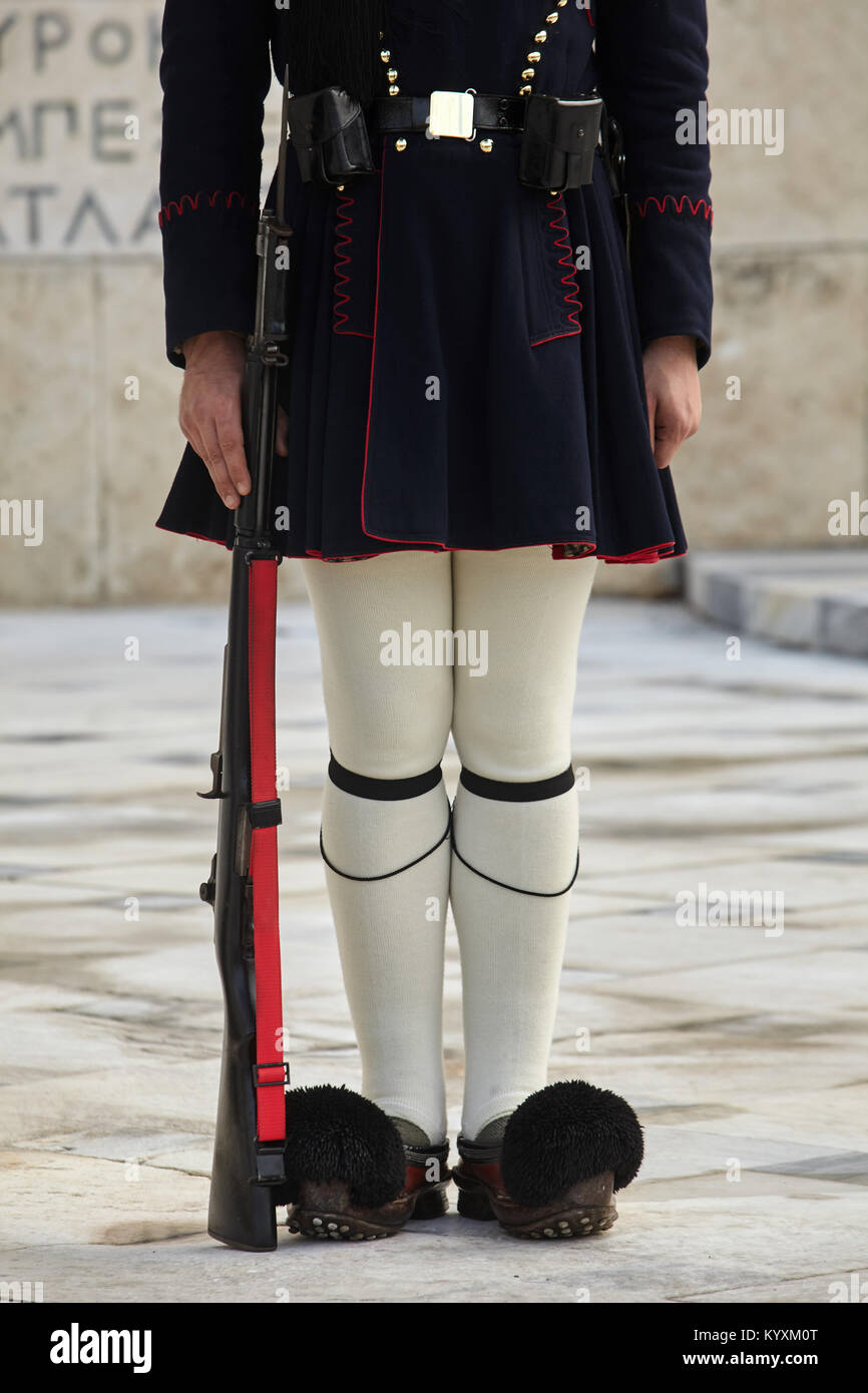 Evzonas Guardian in front of the Greek parliament in Athens, Greece ...