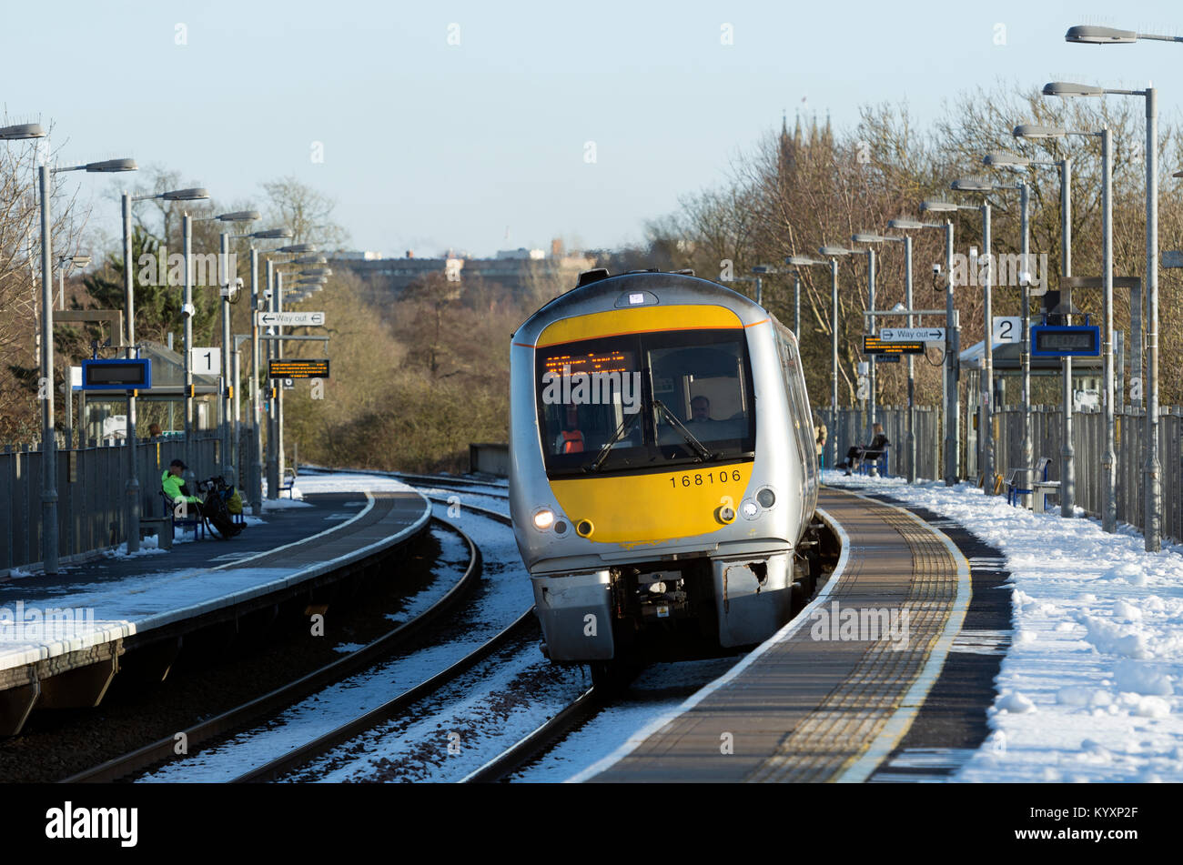 Class 168 Chiltern Railways diesel train at Warwick Parkway station in ...