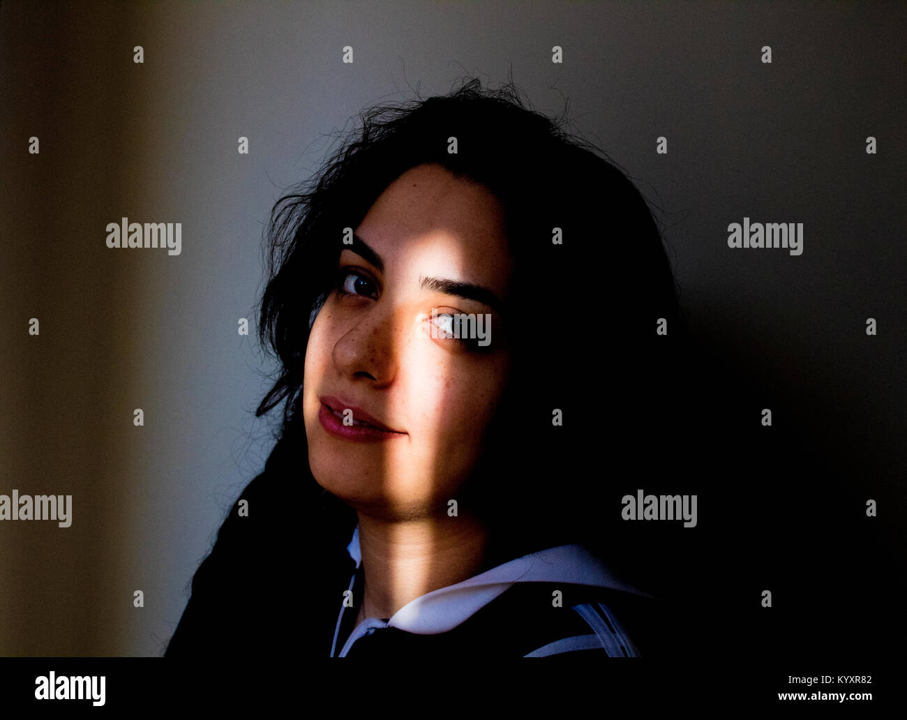 Real face hi-res stock photography and images - Alamy