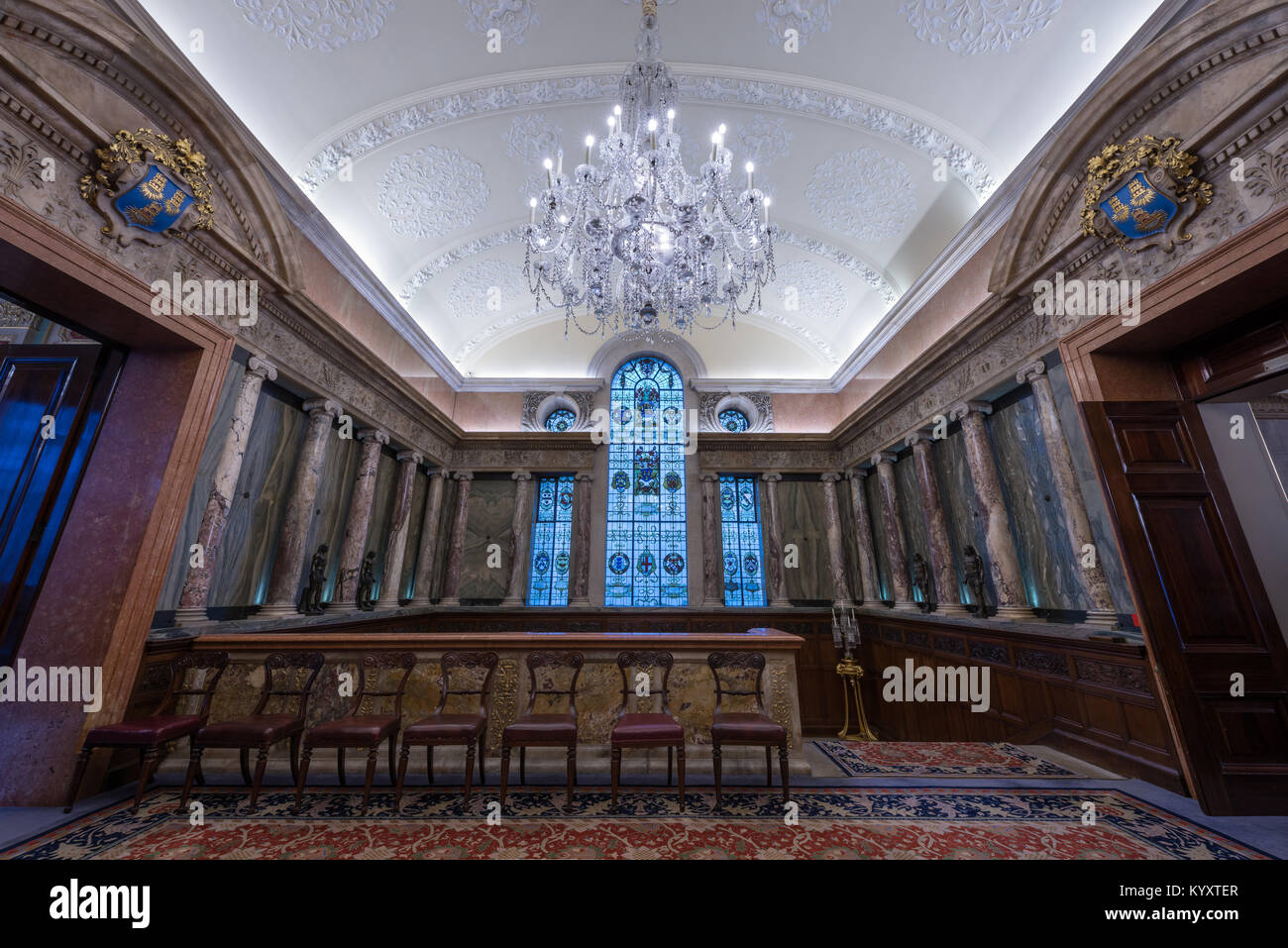 Historic meeting room furniture hi-res stock photography and images - Alamy