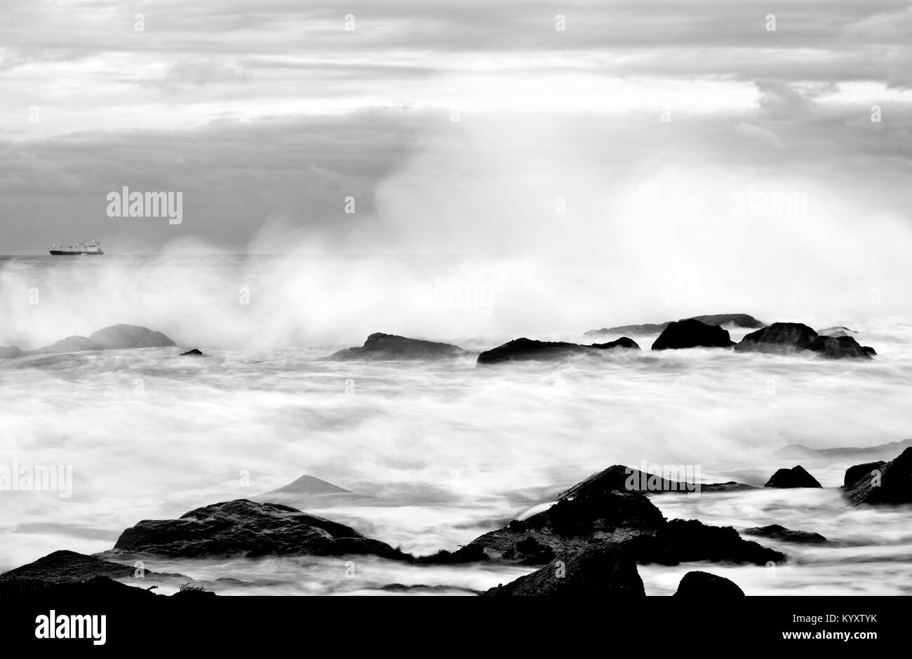 Ship breaking waves hi-res stock photography and images - Alamy