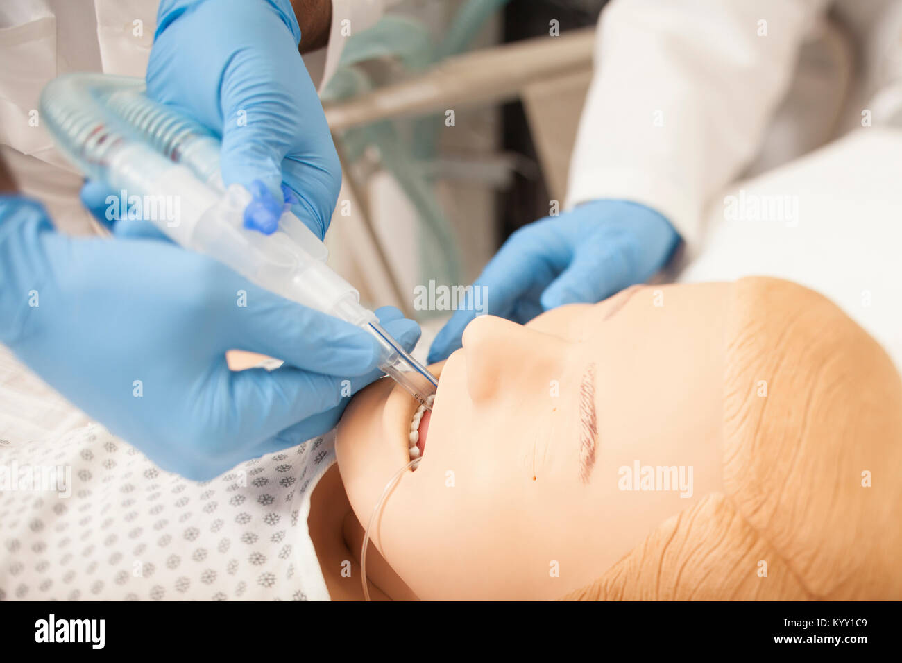 Cpr dummy hi-res stock photography and images - Alamy