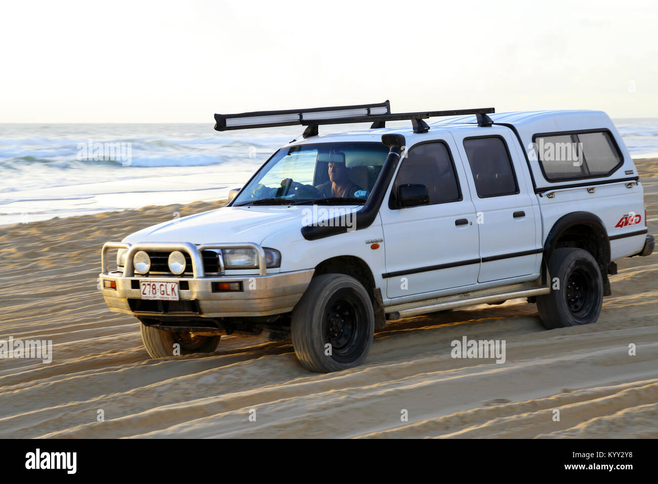 4WD driving on beach at Fraser Island, Queensland Stock Photo - Alamy
