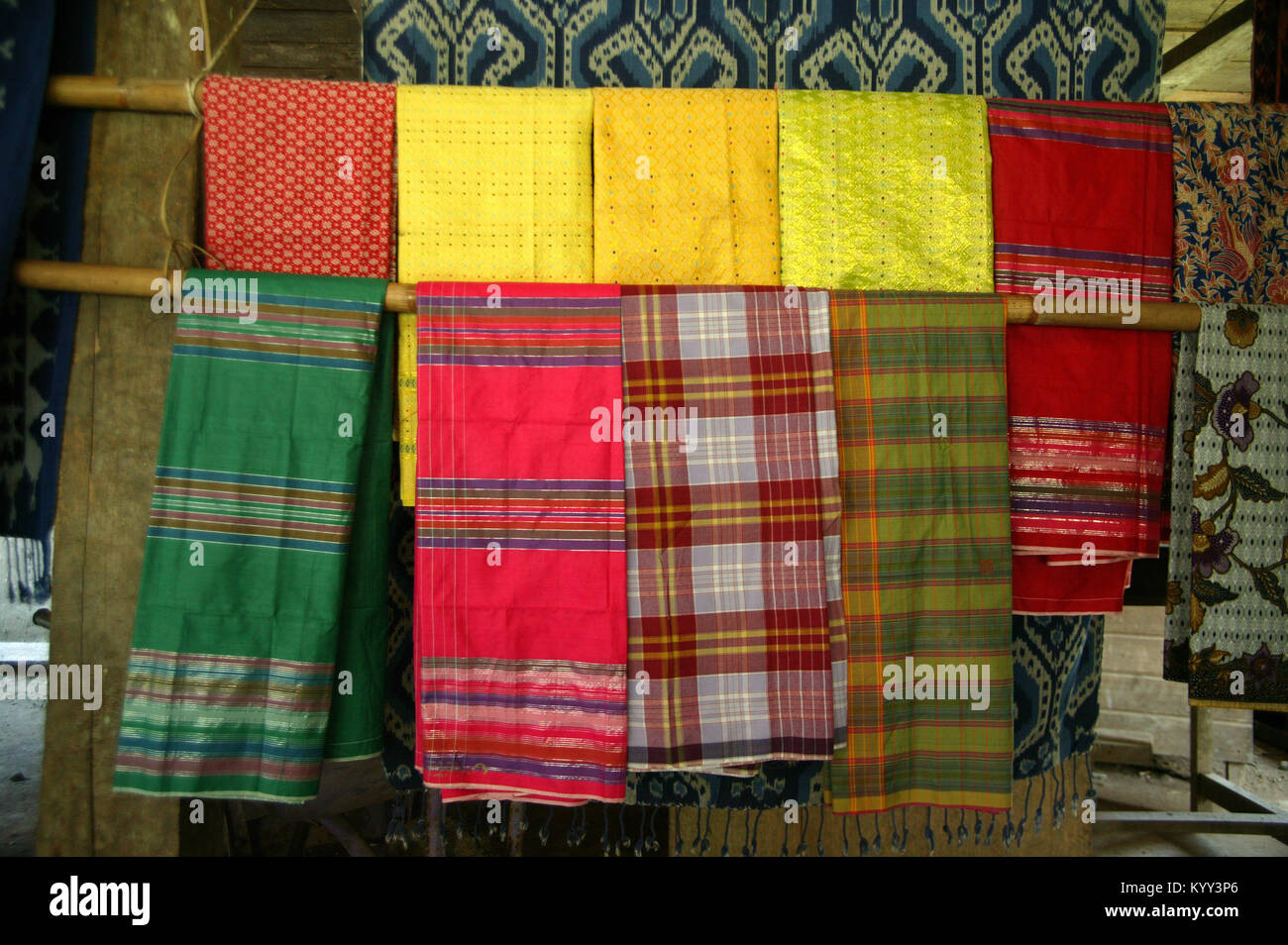 Toraja woven cloth hi-res stock photography and images - Alamy