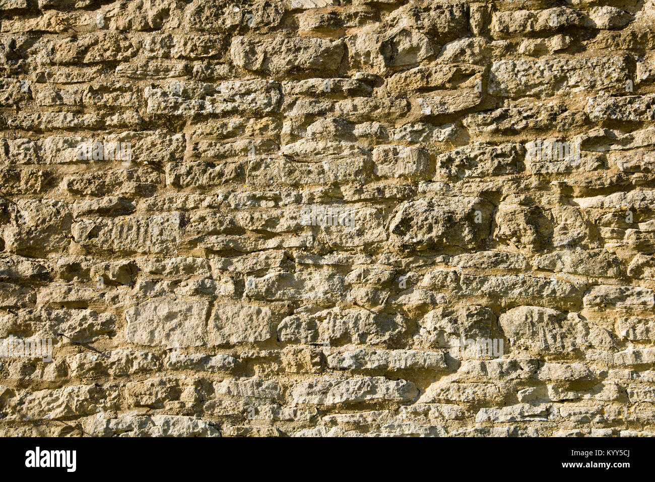 Cotswold stone wall texture hi-res stock photography and images - Alamy
