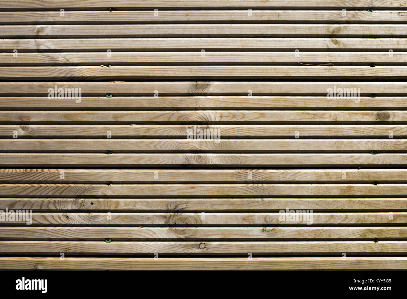 Garden decking full frame background close up Stock Photo - Alamy