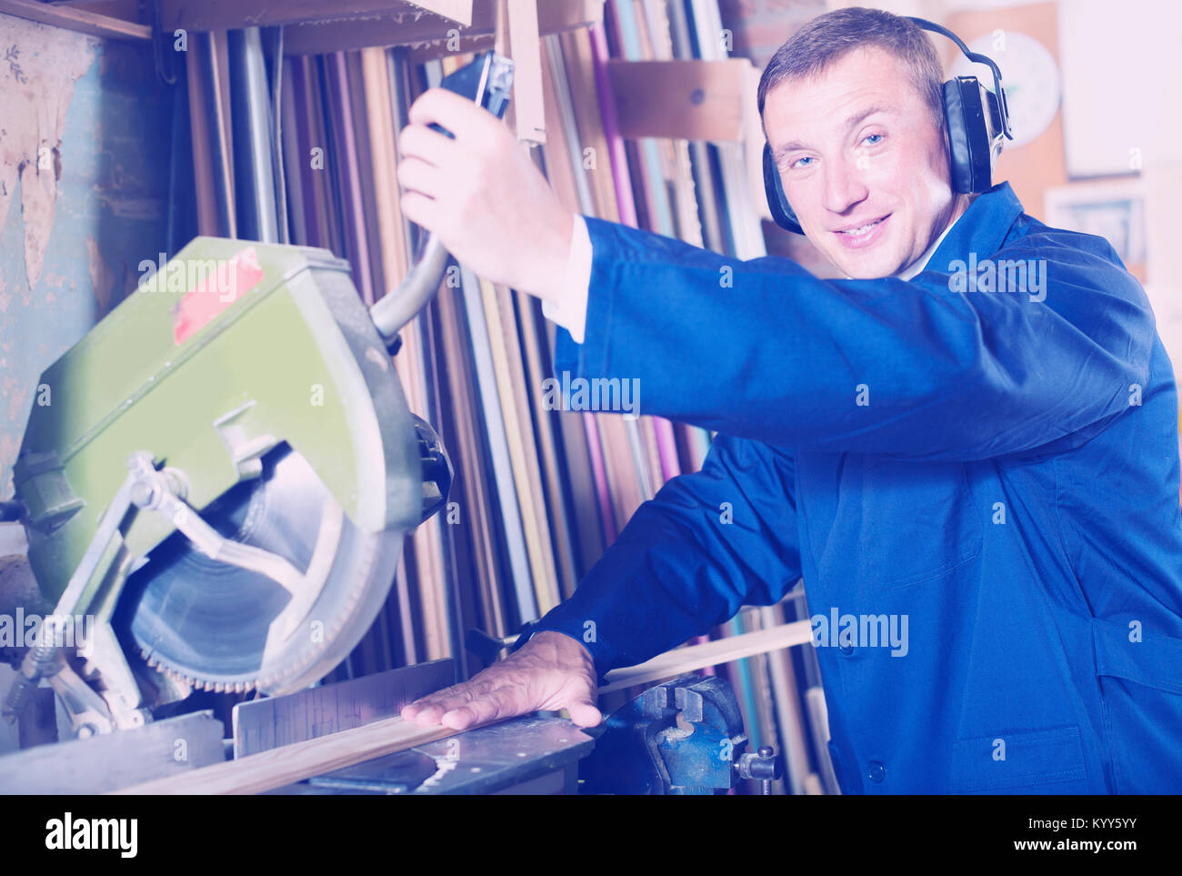 Technician cutting steel using hi-res stock photography and images - Alamy