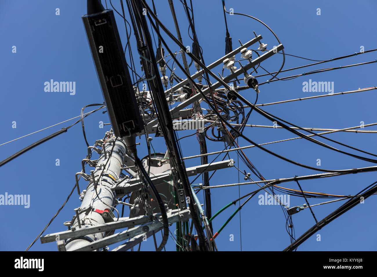 Overhead Power Cables High Resolution Stock Photography and Images - Alamy