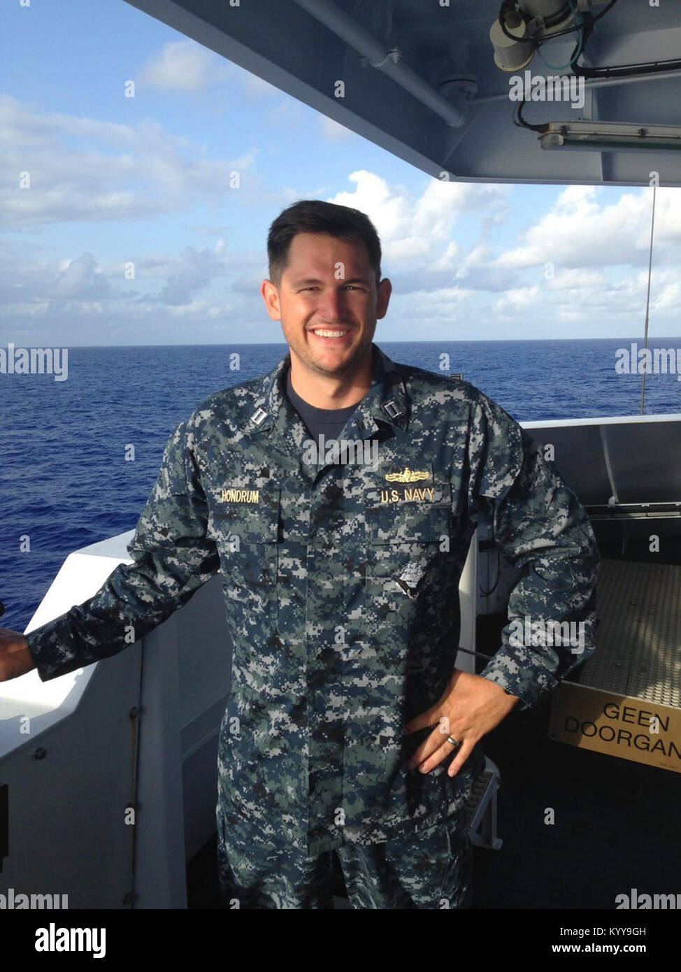 CARRIBEAN SEA (Oct. 29, 2017) - U.S. Navy Lt. Ben Hondrum, a Personnel ...