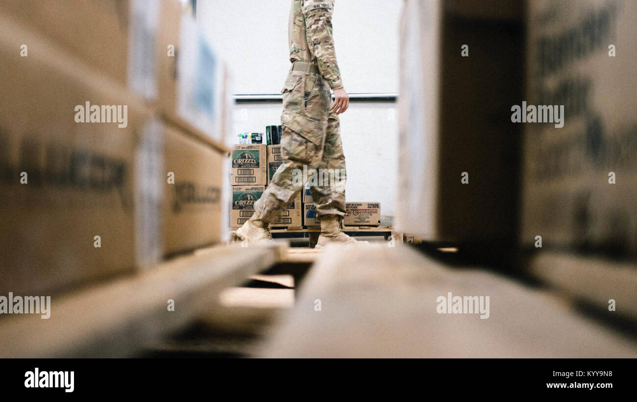A U.S. Soldier explores the Marine Corps Warfighter Express Service ...