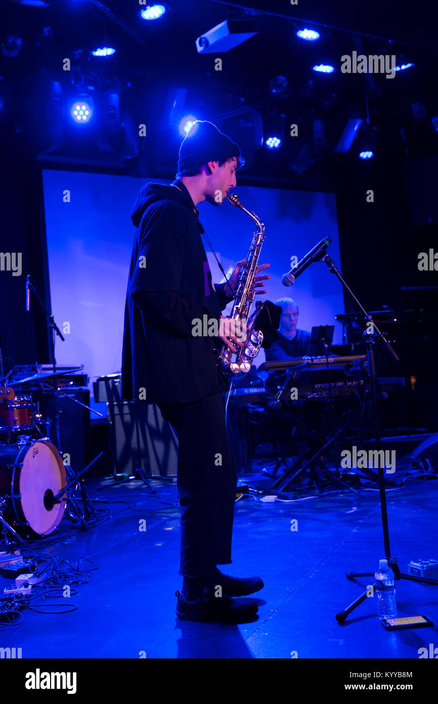 Knower band hi-res stock photography and images - Alamy