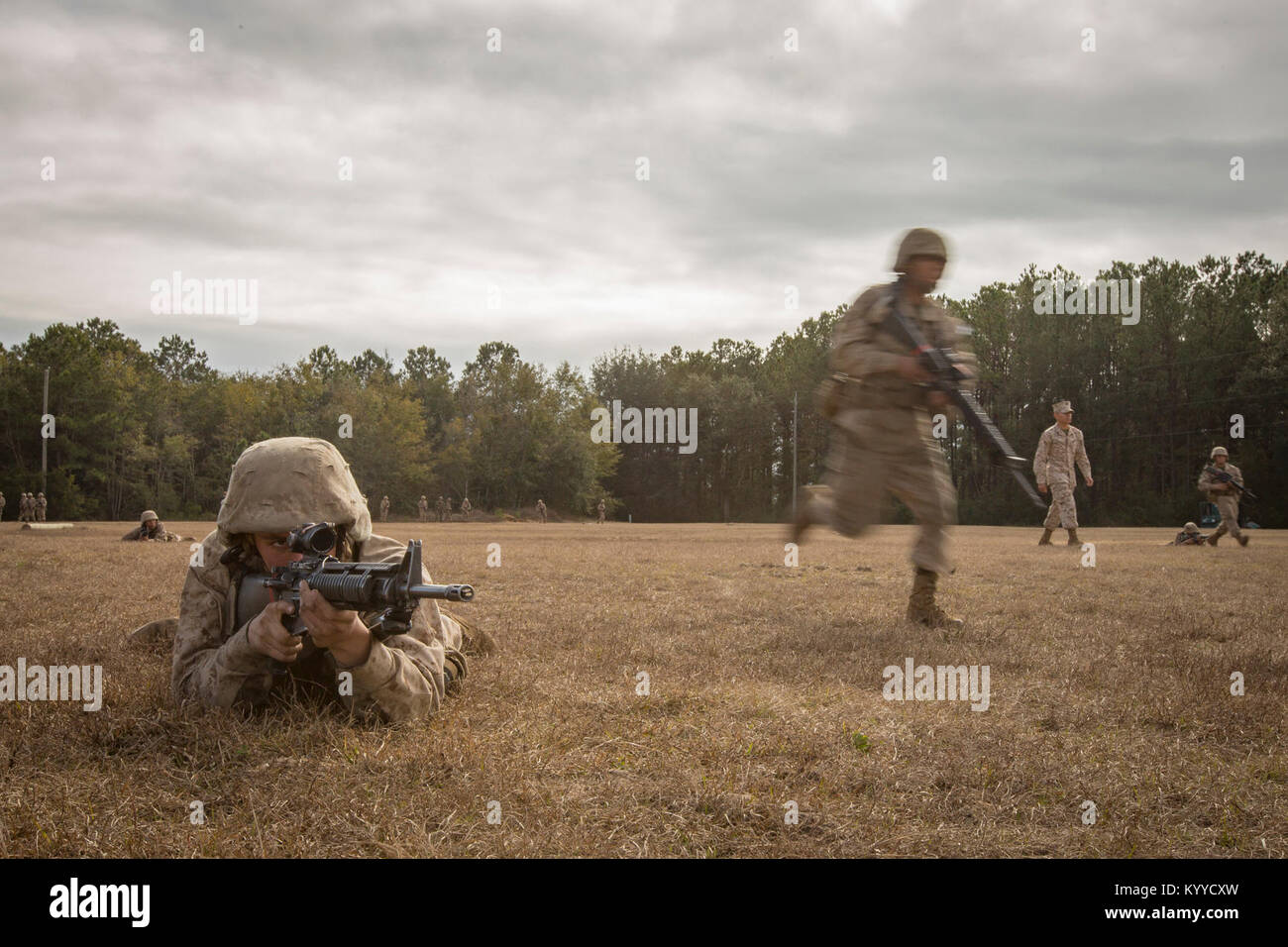 United States Marine Corps recruits of Charlie Company, 1st Recruit ...