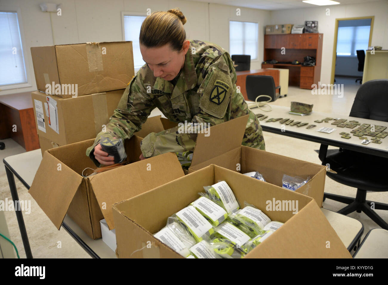 New York Army National Guard Soldier 1st. Lt. Victoria Lovett ...