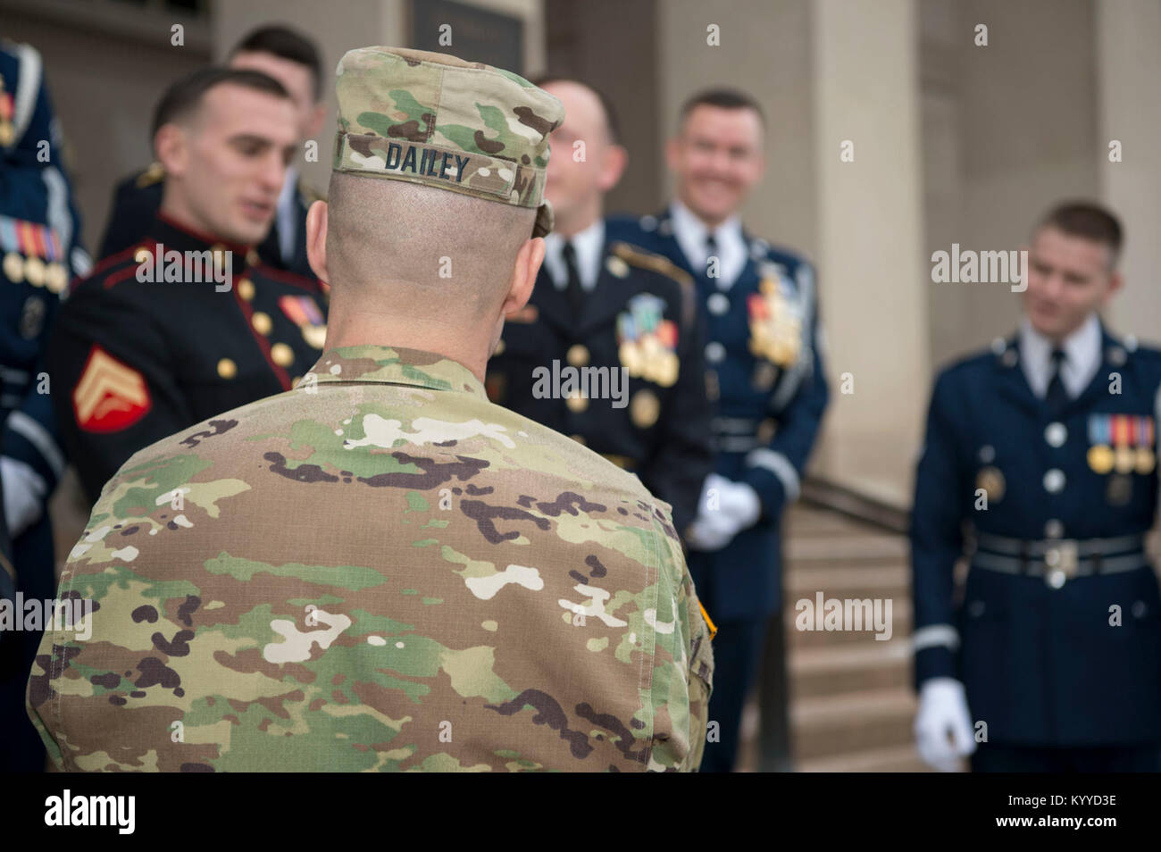 Sergeant Major of the Army Daniel A. Dailey chats with the Pentagon ...