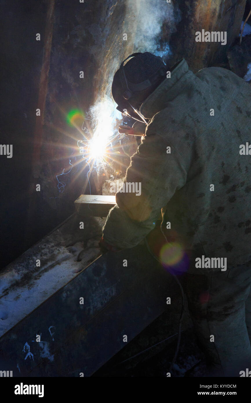 Back weld hi-res stock photography and images - Alamy