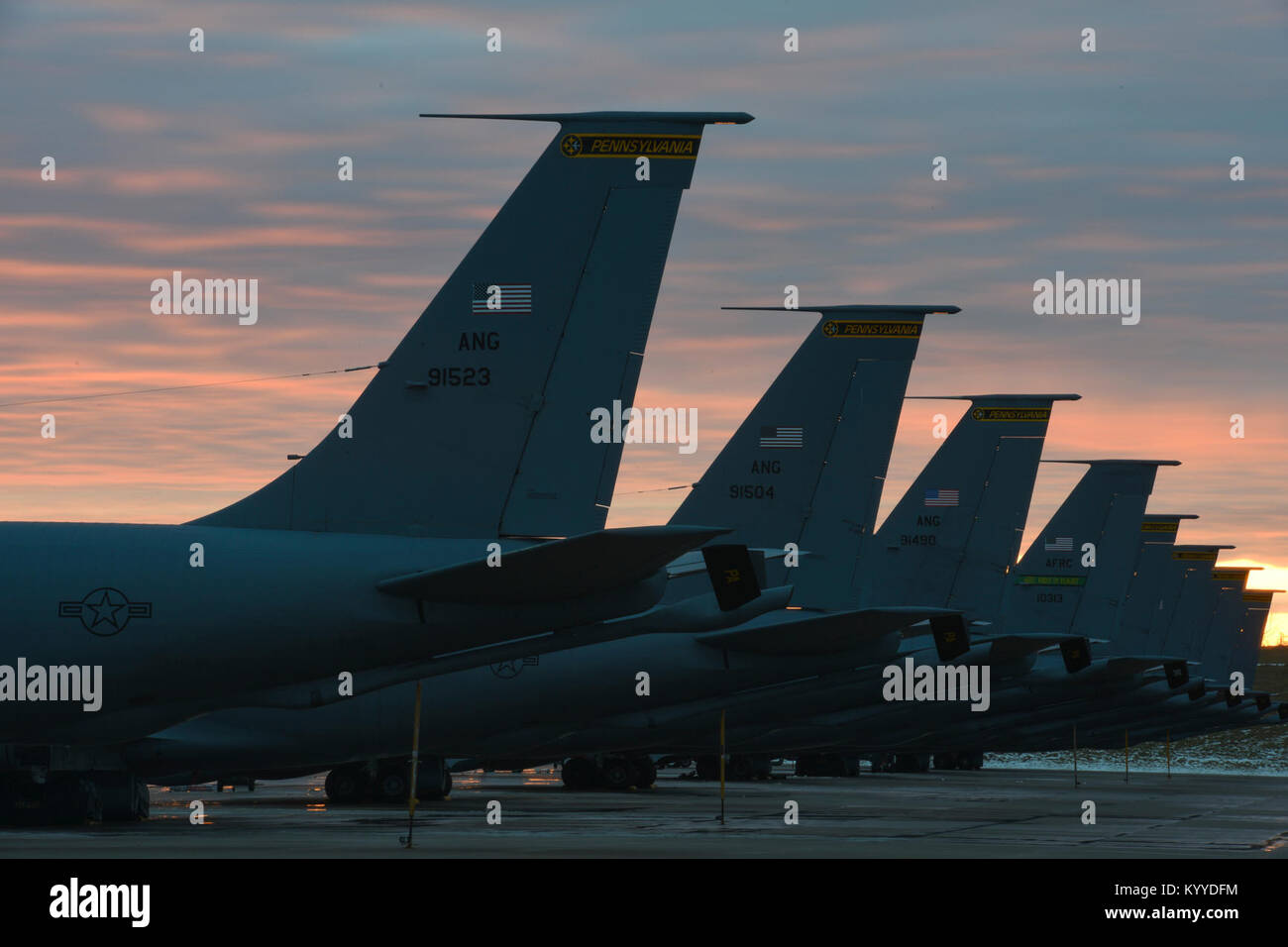 171st air refueling wing hi-res stock photography and images - Alamy