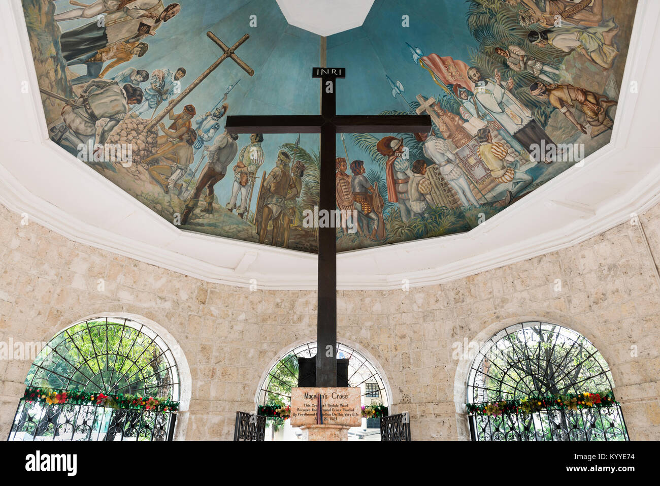 Magellan's Cross, Cebu City, the Philippines Stock Photo - Alamy