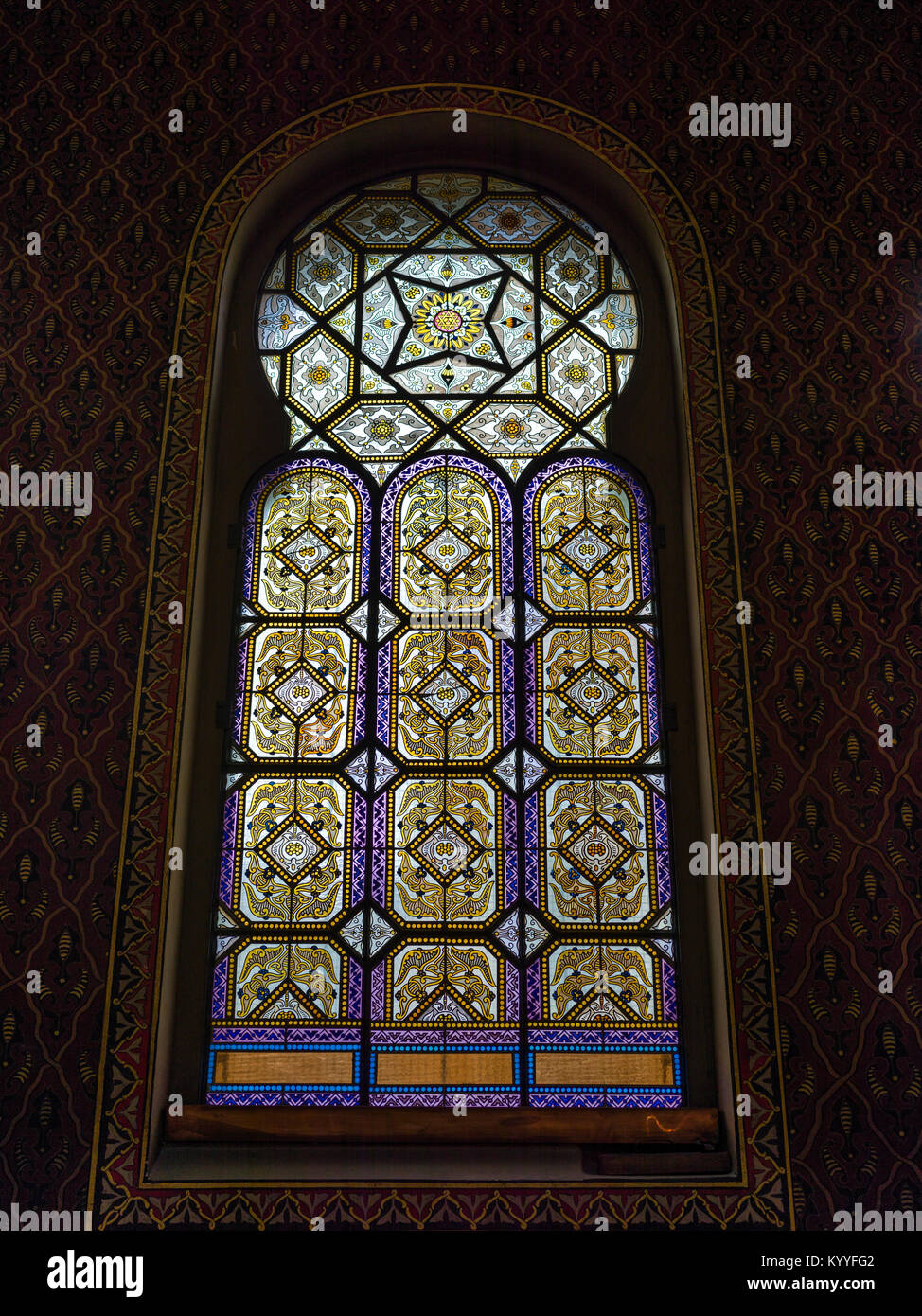 Close-up of stained glass window of the Spanish Synagogue, Old Town ...