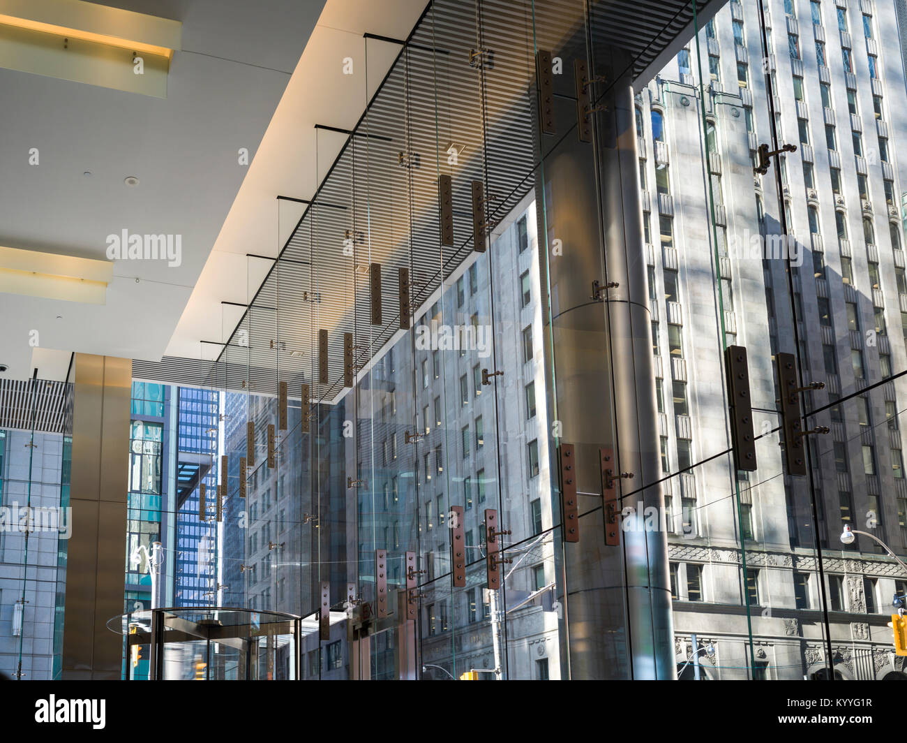 Toronto office inside hi-res stock photography and images - Alamy