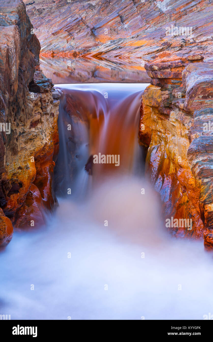 Río Tinto - Red River, Sierra Morena, Gulf of Cádiz, Huelva, Andalucia ...