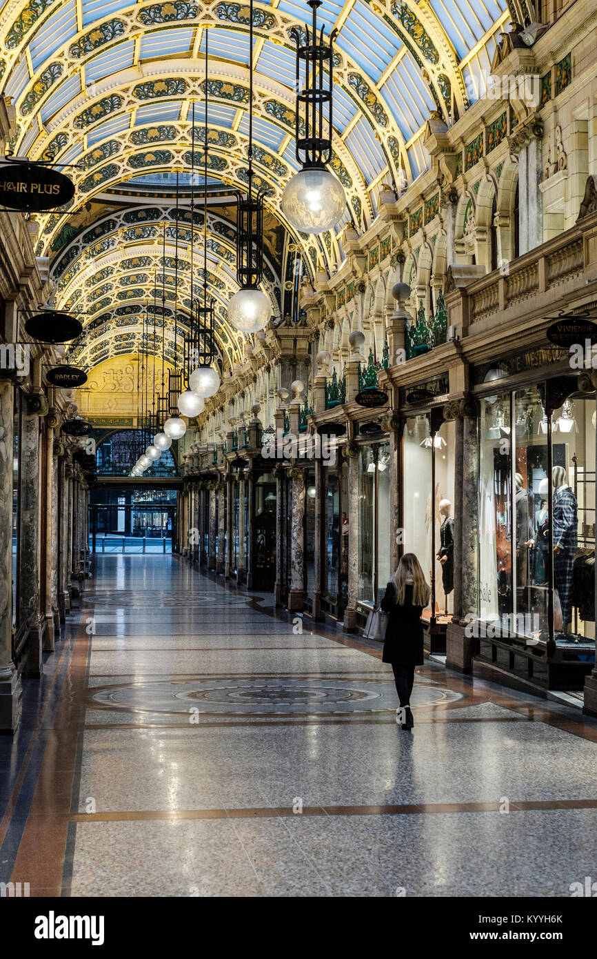 Cross arcade leeds hi-res stock photography and images - Alamy