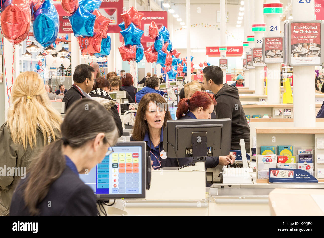 Tesco checkout hi-res stock photography and images - Alamy