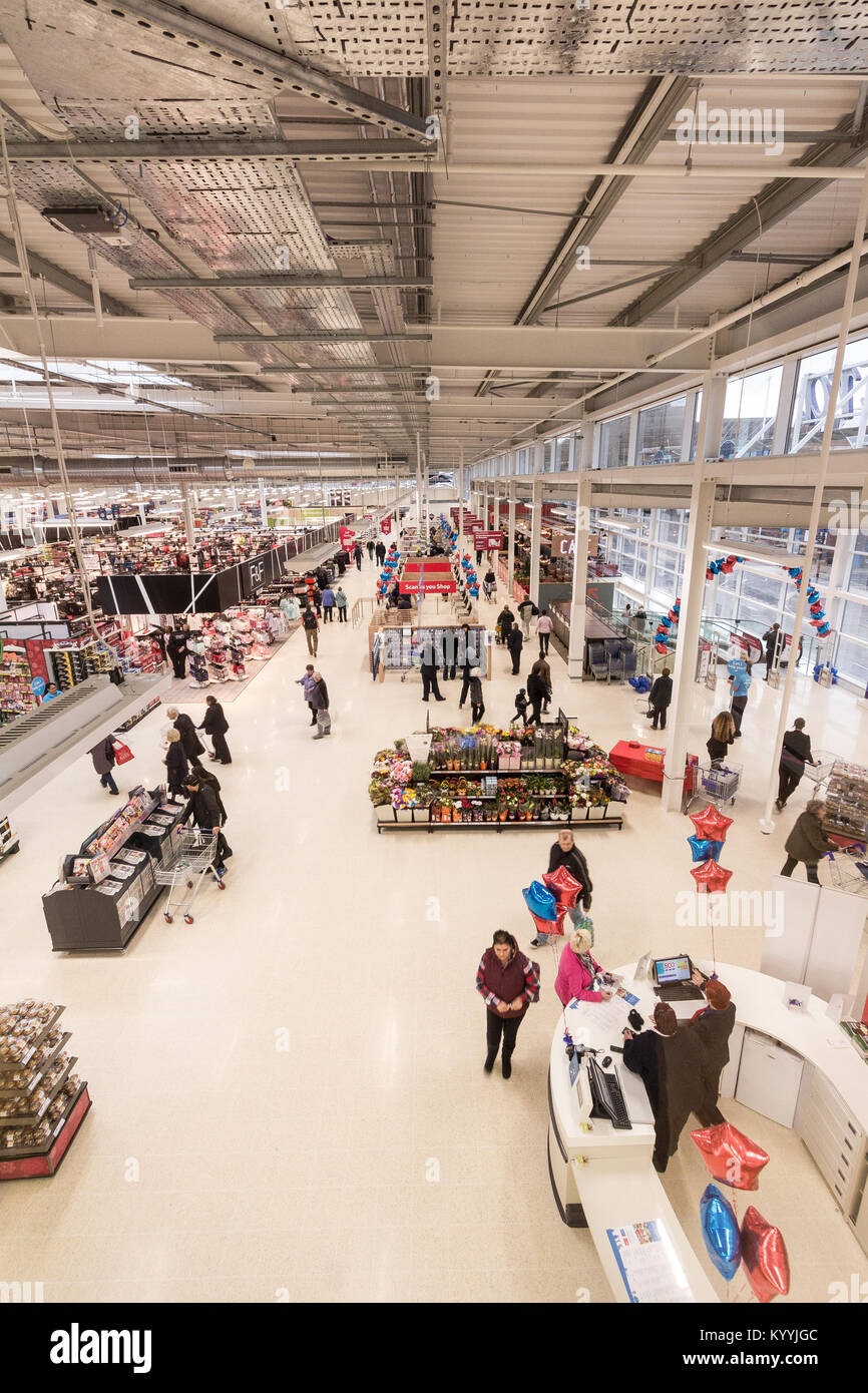 Tesco Extra, Rotherham, Yorkshire UK Stock Photo - Alamy
