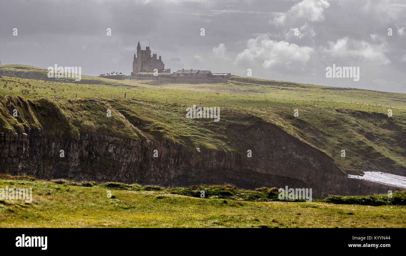 Classiebawn castle mullaghmore hi-res stock photography and images - Alamy