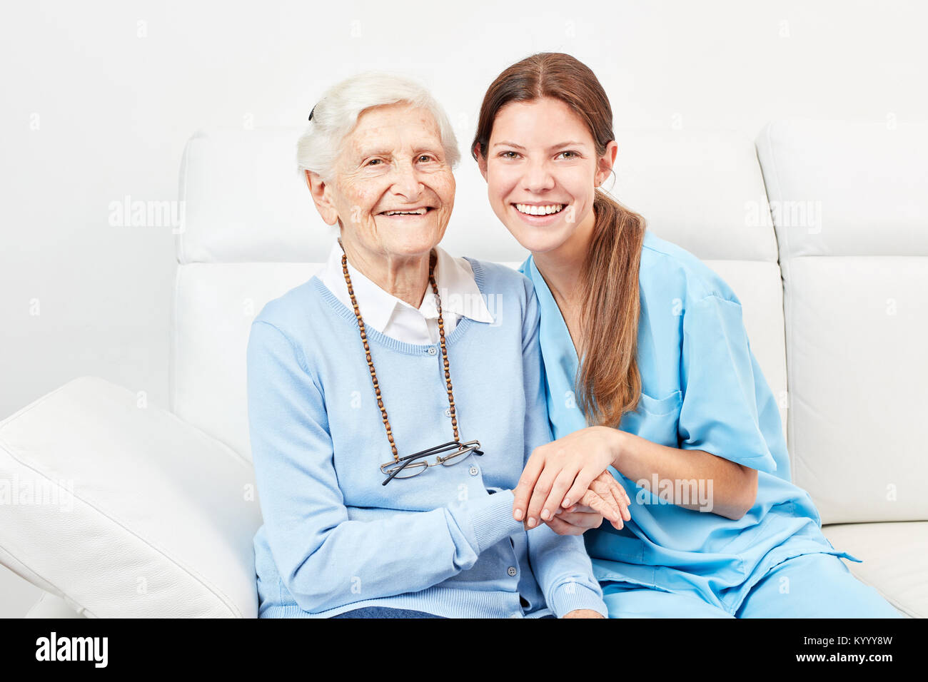 Nursing assistant hi-res stock photography and images - Alamy