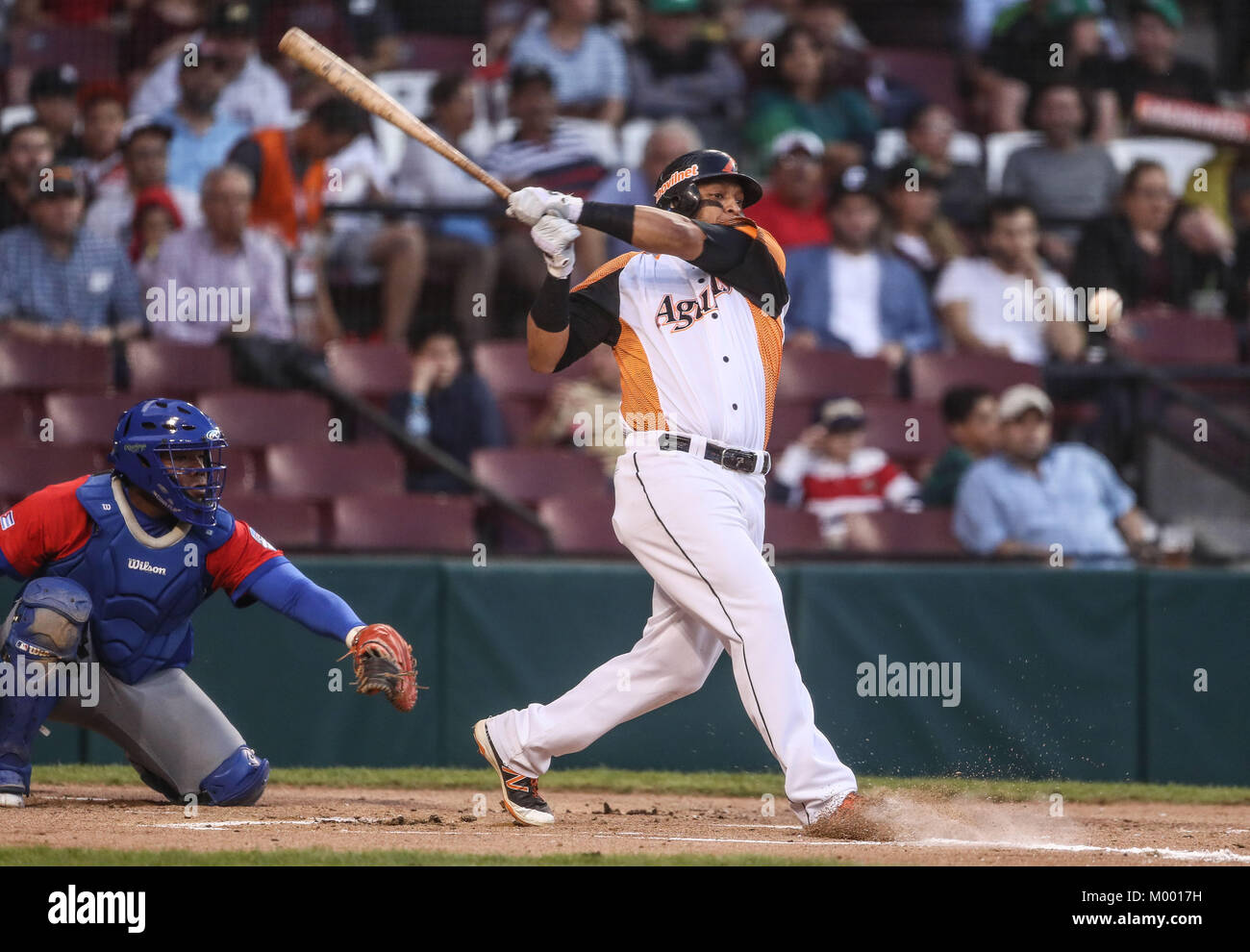 Rene Reyes de Venezuela, durante el partido de beisbol de la Serie del ...