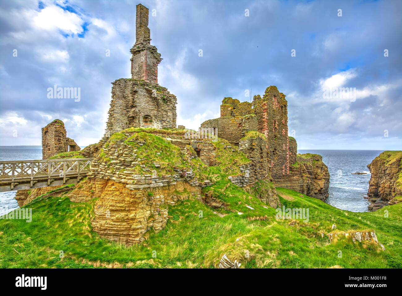 Castle Sinclair Girnigoe Stock Photo - Alamy