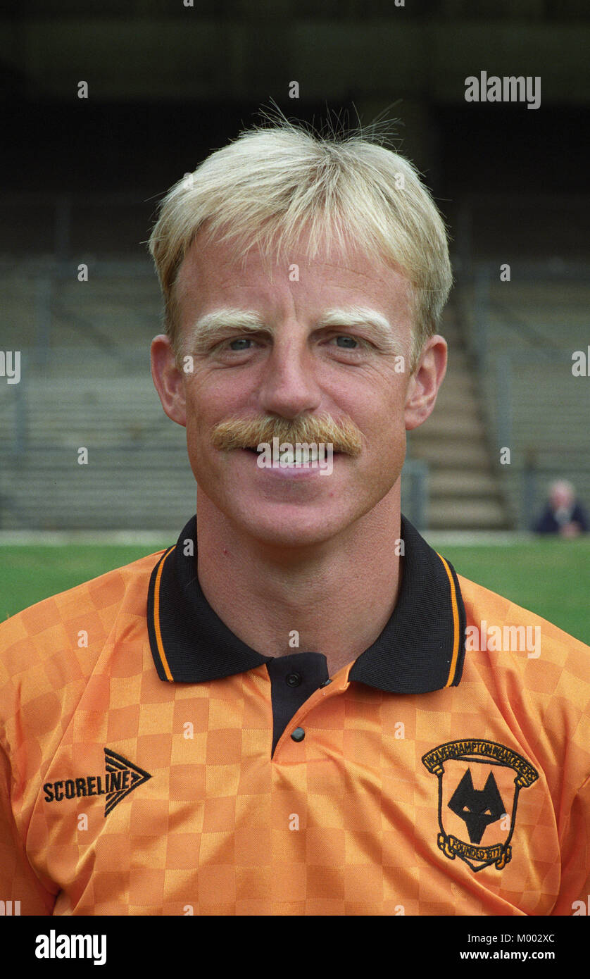 Wolverhampton Wanderers Football Club team portraits 8/8/90 Brian ...